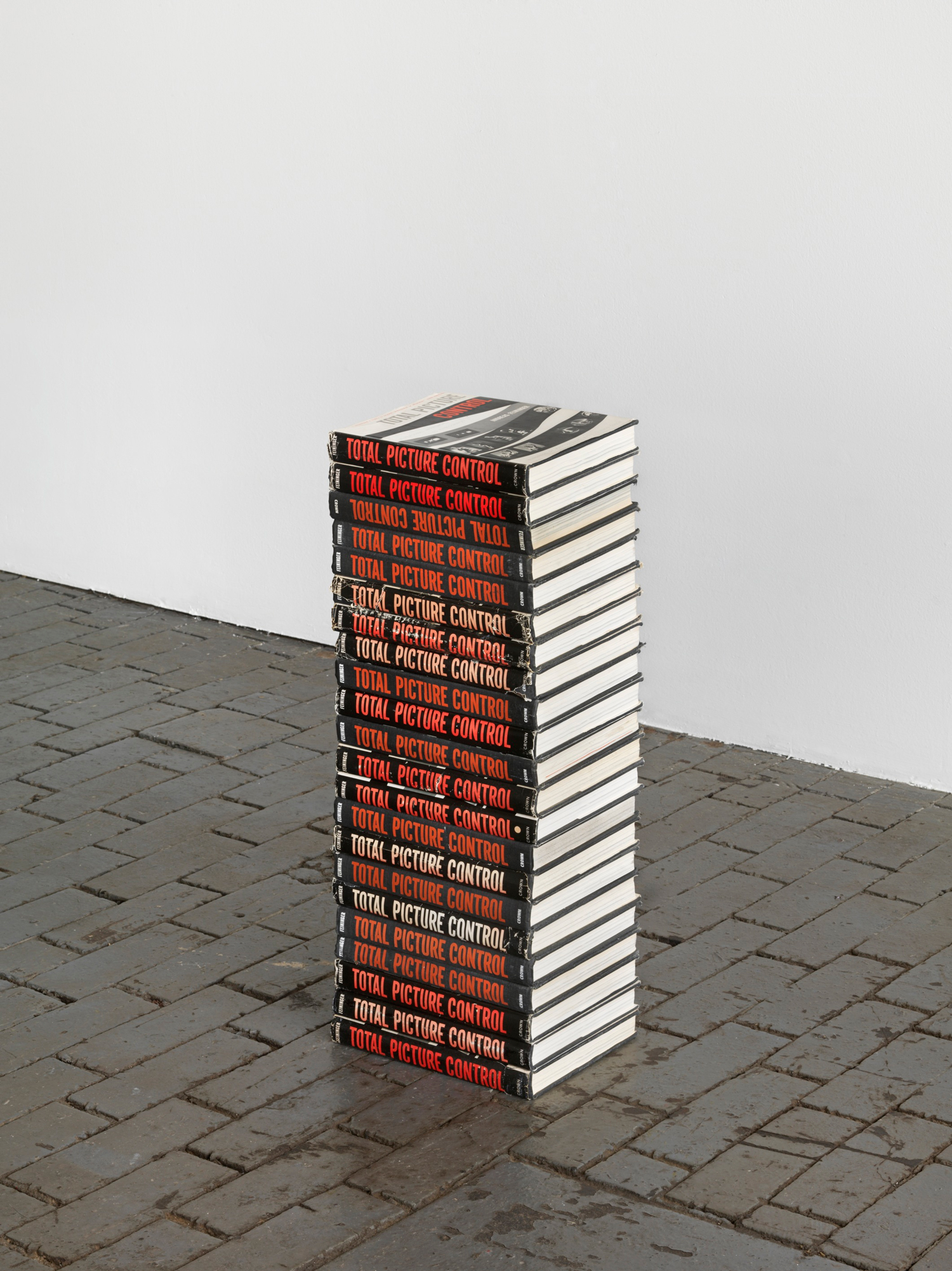 Moment of Truth: Zoe Leonard Curates History