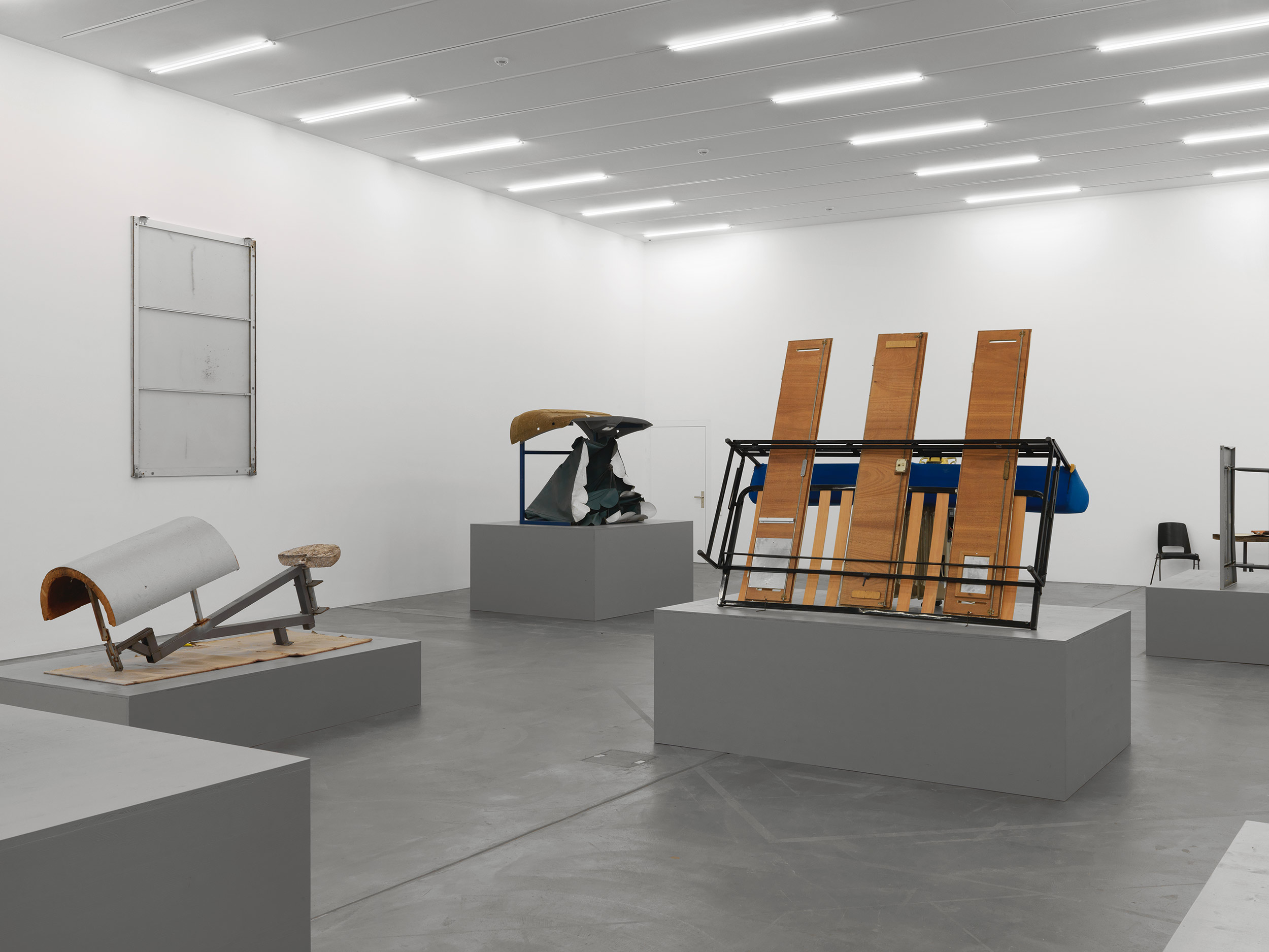 The story of Ser Serpas’s improvised and lucid readymades