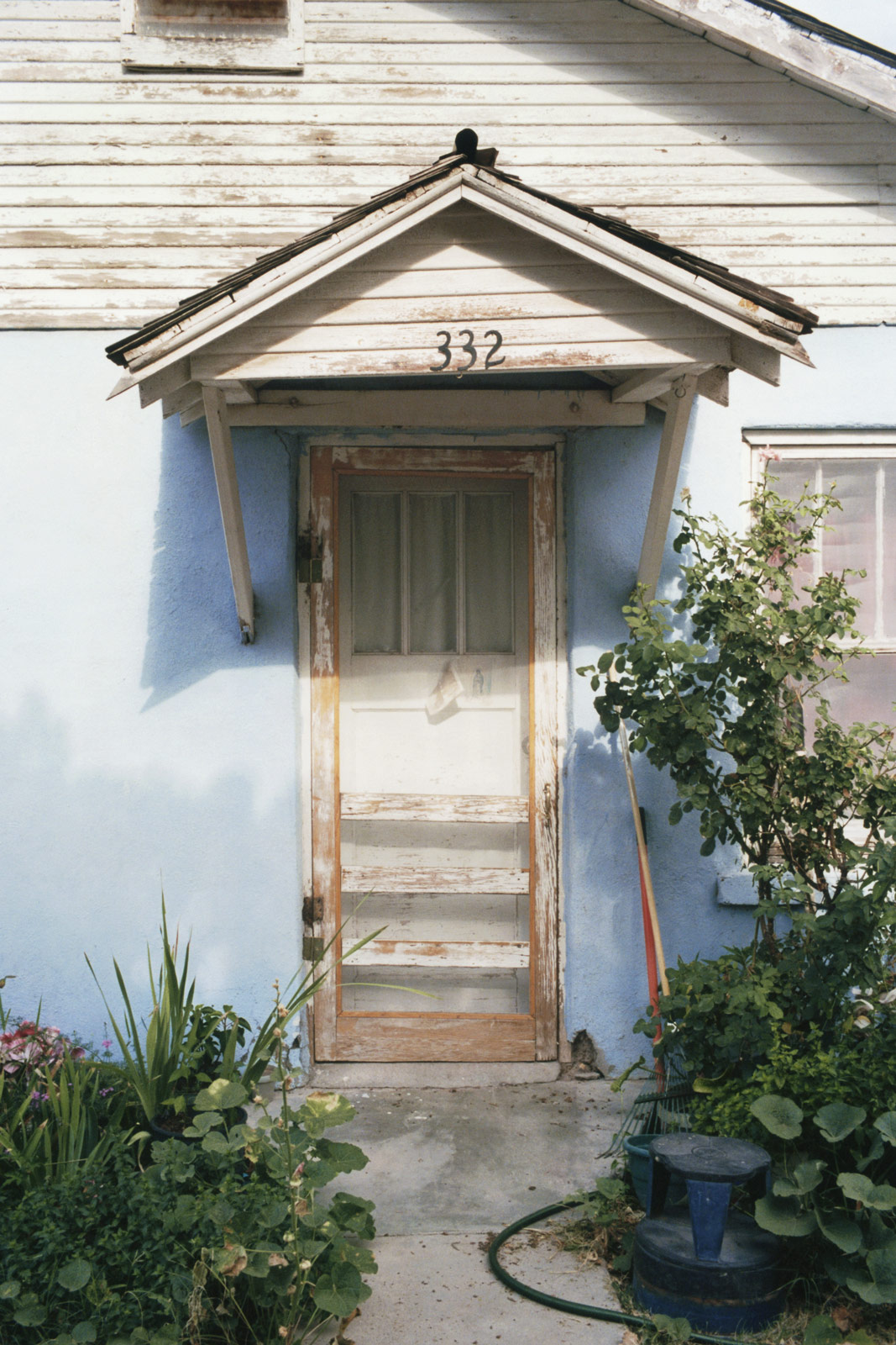 Over 7 years and 8 countries, Chris Rhodes photographed the overlooked ...