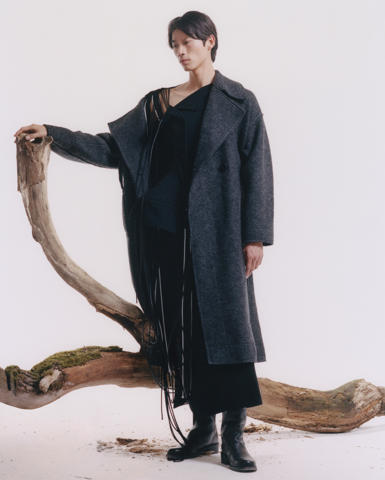 Photographer Willow Williams and stylist Alexandra Bickerdike play with ...