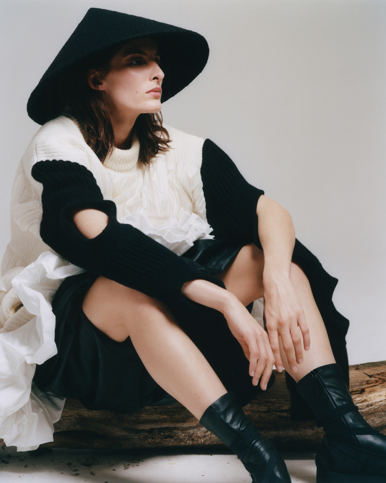 Photographer Willow Williams and stylist Alexandra Bickerdike play with ...