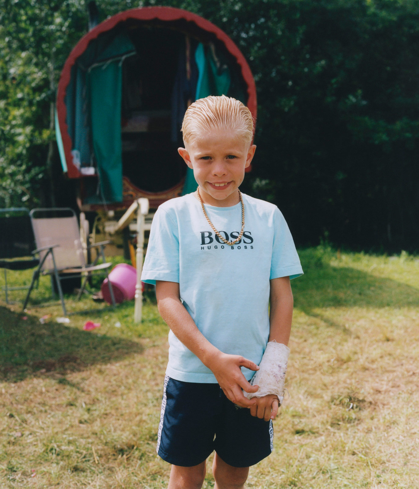 Photographer Danny Lowe captures generations of gypsy fashion at ...