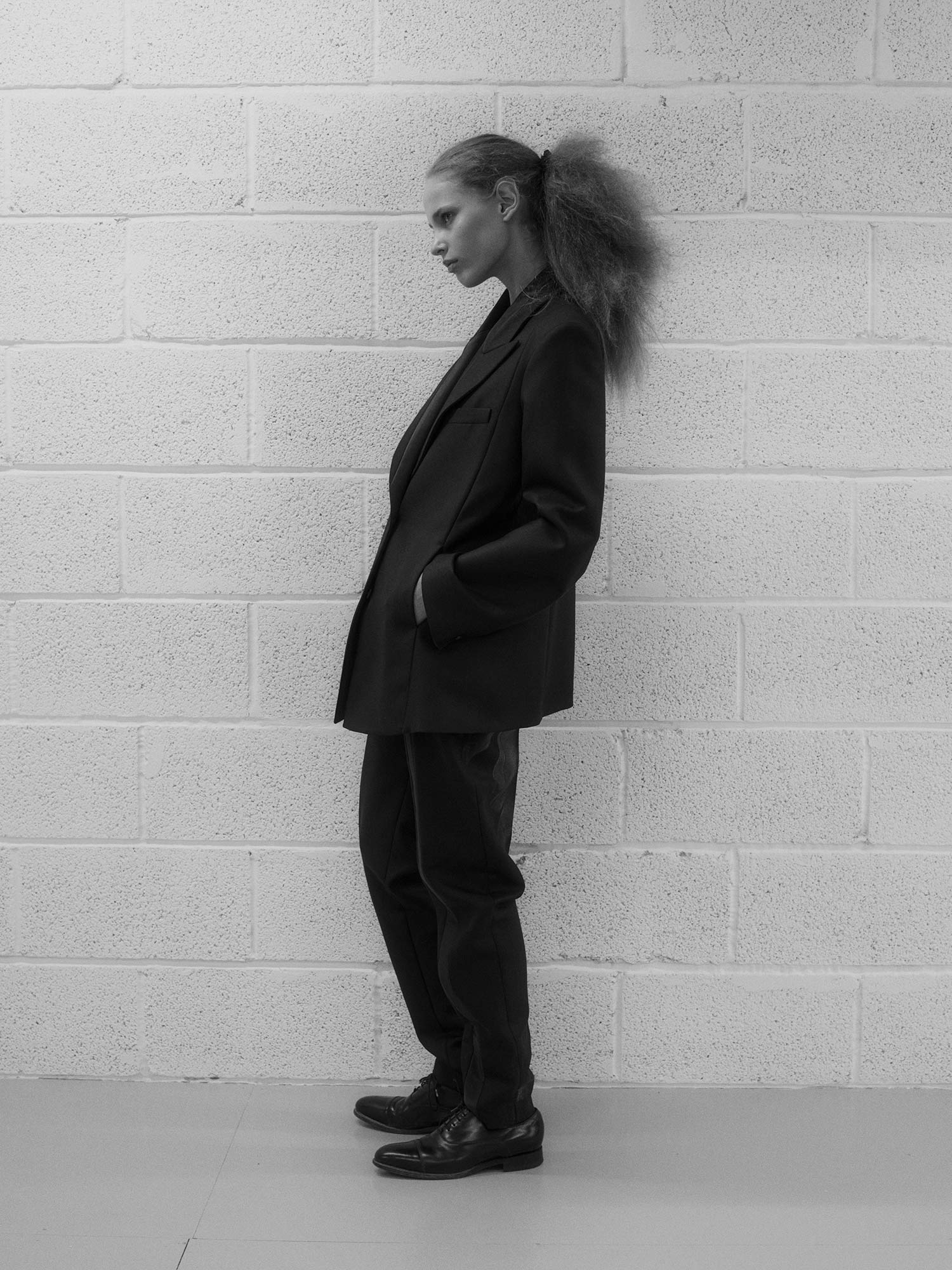 EFTYCHIA defines its own feminine identity