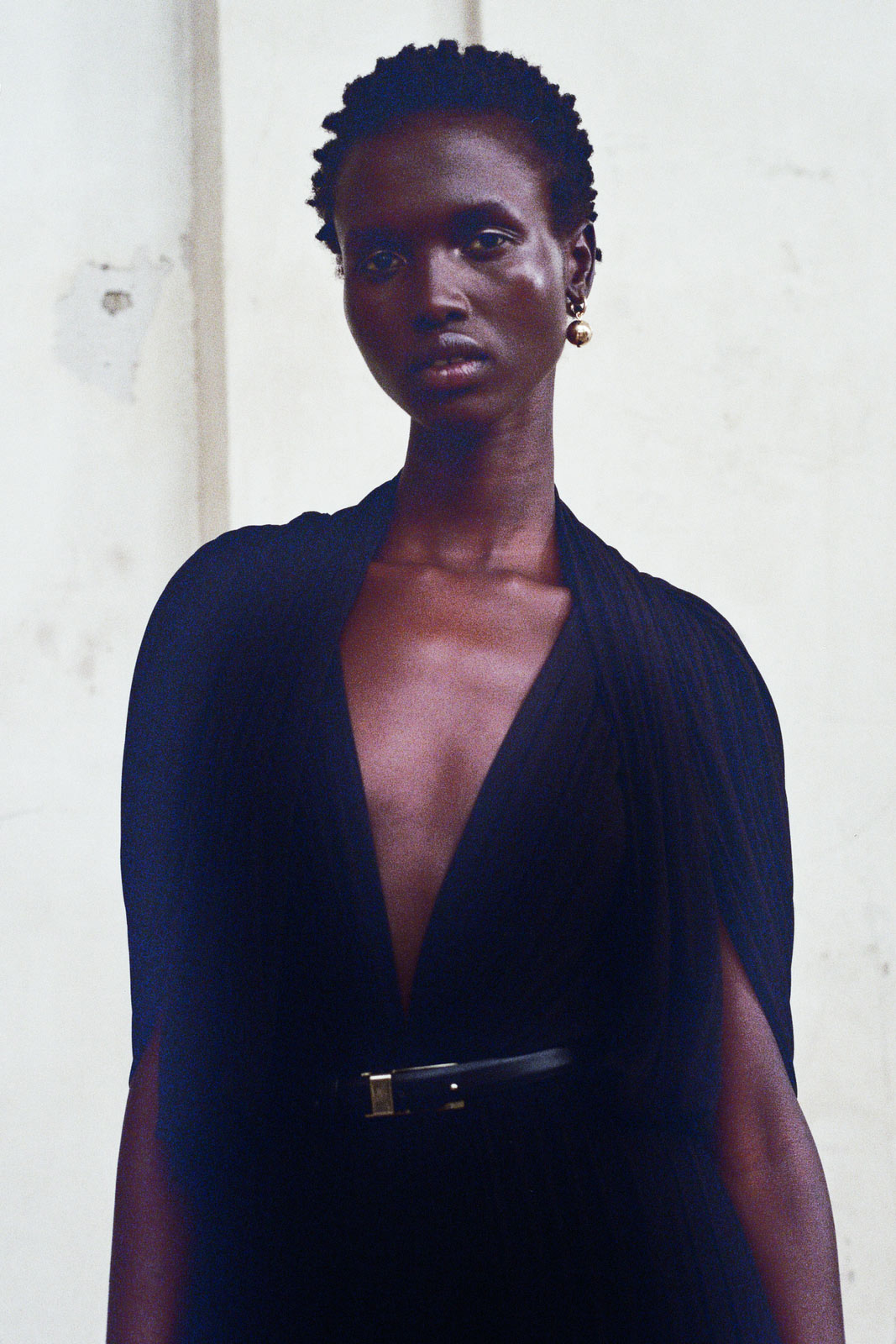 Philosophy di Lorenzo Serafini moves instinctually