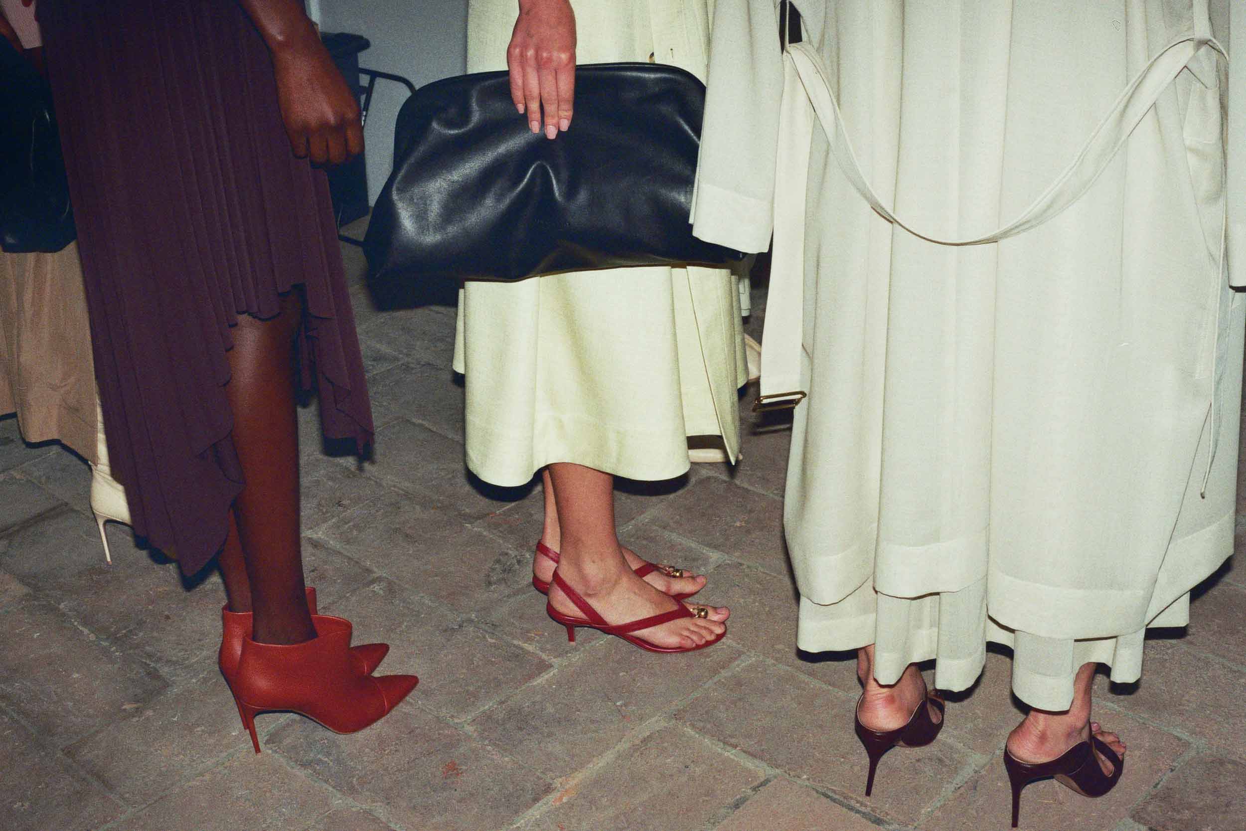 Philosophy di Lorenzo Serafini moves instinctually